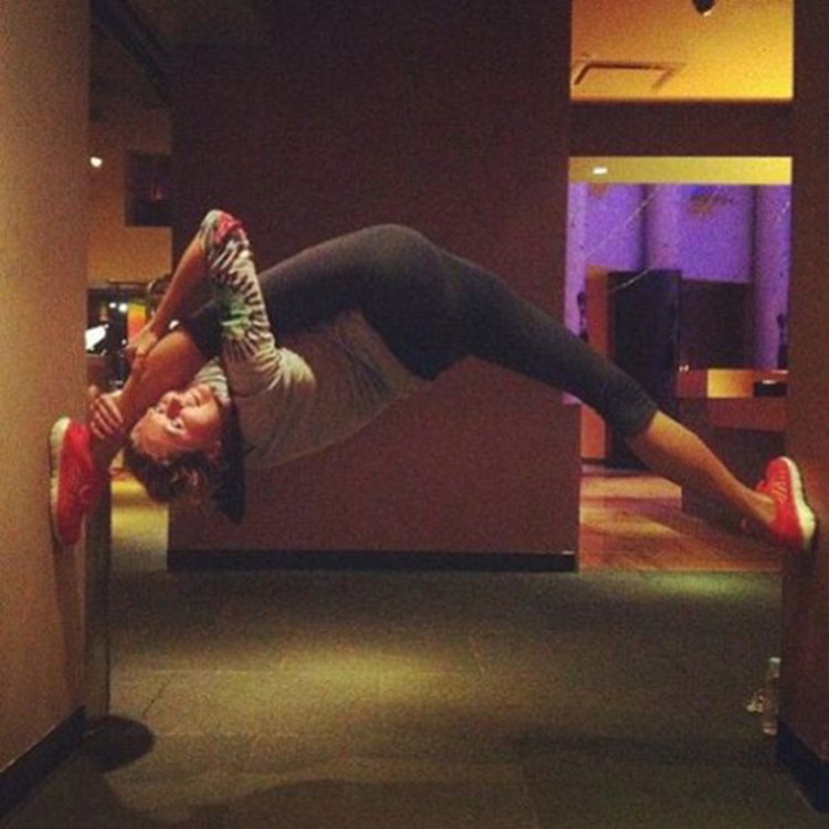 Badchix know how to Bend (25 Photos) - Badchix Magazine