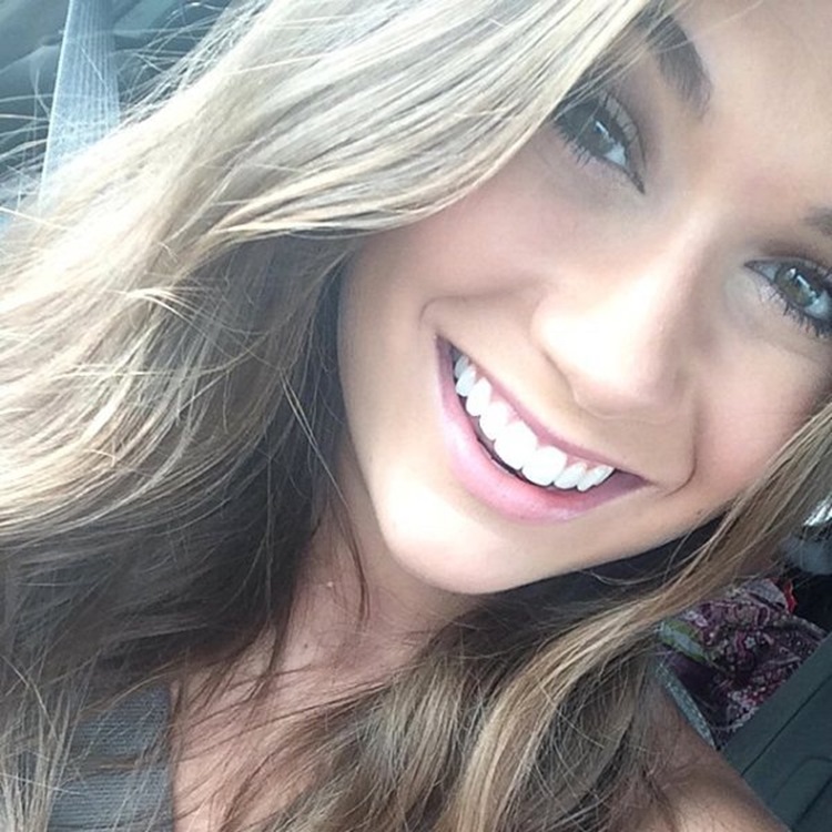 Because Cute Smiles Will Make Your Day! (37 Photos) - Badchix Magazine