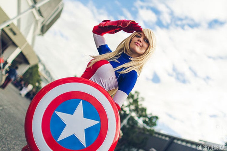 Girls that make Cosplay look Cool and Sexy (24 Photos)