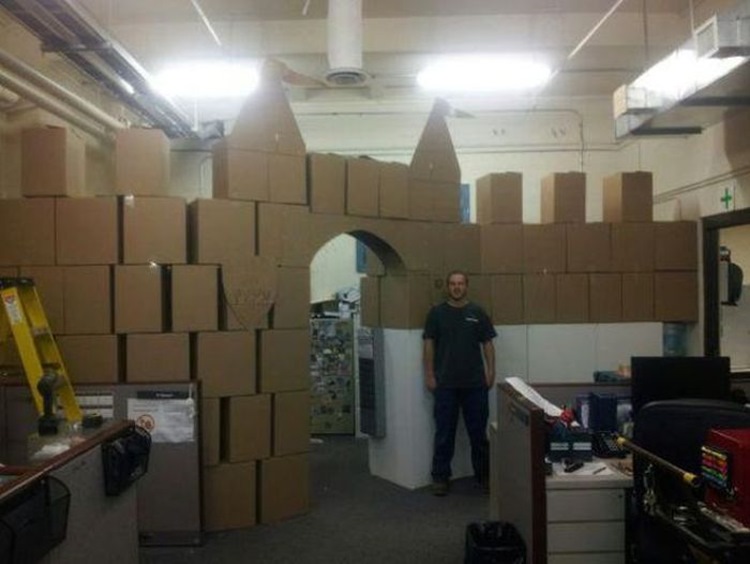 Job Fails (35 Photos) - Badchix Magazine