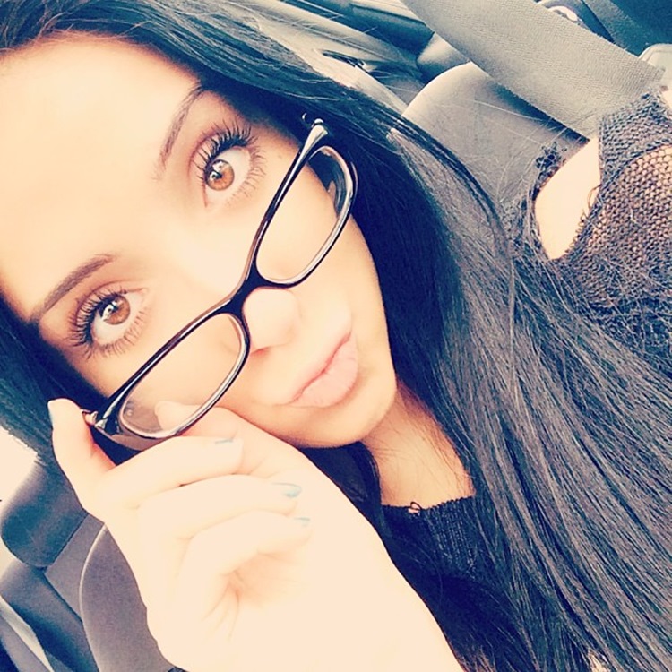 Meet Sexy Bruna Rangel Lima a Instagram FitGirl